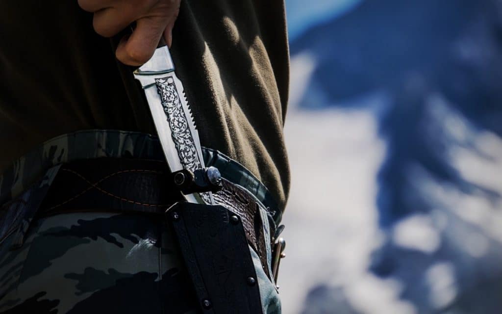 Types of Knives: Outdoor Knives - shelf